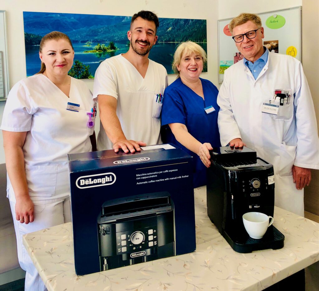 Stiftung Chirurgie TU München spendet Kaffeemaschine für die Pflege auf ...