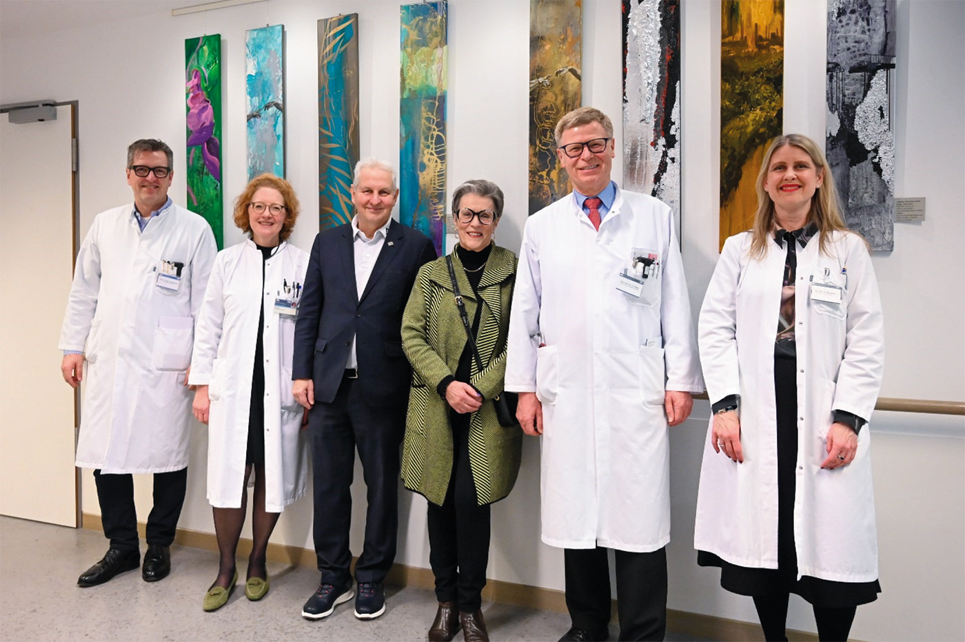 Mit der Symbiose von Licht und Farbe Eröffnung der 20. Vernissage auf ...